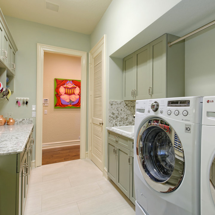 Laundry Craft Room - Photos & Ideas | Houzz