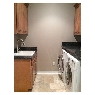 Laundry Room - Laundry Room - Detroit - by Chestnut Home Builders | Houzz