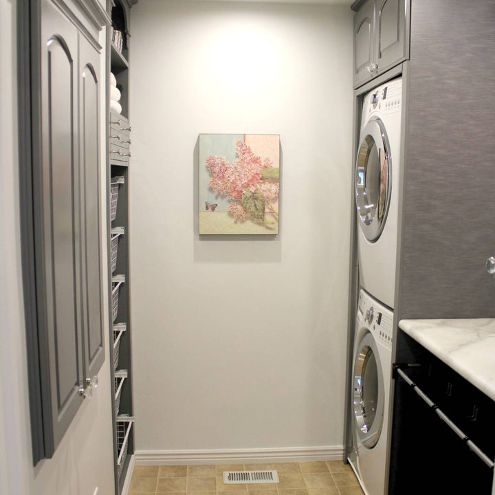 75 Linoleum Floor Laundry Room Ideas You'll Love - October, 2025 | Houzz