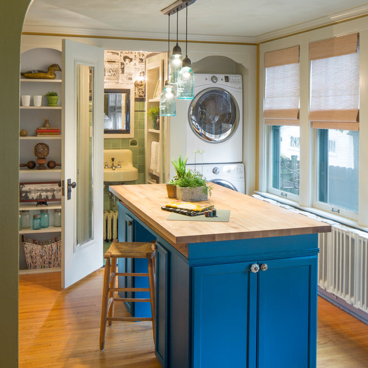 75 Beautiful Powder Room Laundry Combo Home Design Ideas & Designs ...