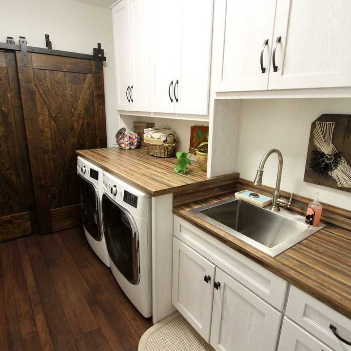 75 Rustic Laundry Room Ideas You'll Love - January, 2025 | Houzz