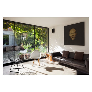Afternoon sun in the living area - Contemporary - Living Room - London ...