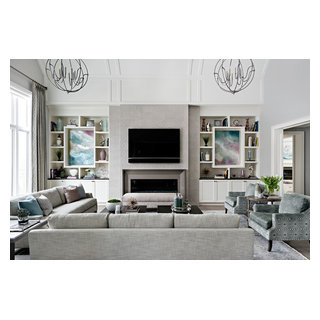 Appleby Place - Traditional - Living Room - Toronto - by Pizzale Design ...