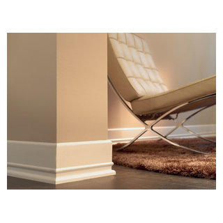 baseboard molding - Contemporary - Living Room - Miami - by Inviting ...