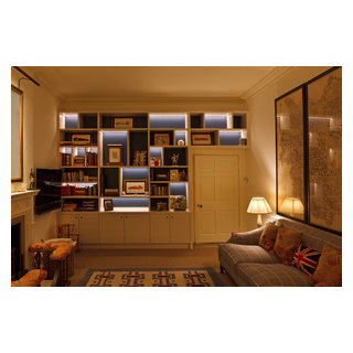 Bespoke linear lighting in the cabinet - Traditional - Living Room ...
