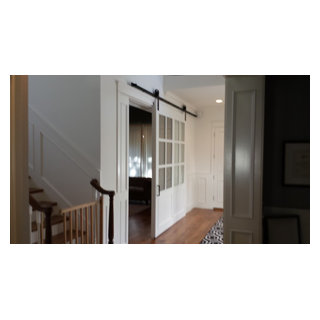 Big Barn Door - Classique - Salon - Los Angeles - par Voorhees Design ...