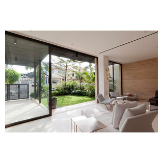 Corner Terrace House @ Bloxhome Drive - Singapore - Modern - Living ...