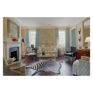 House, Historic District in Savannah, Ga. - Traditional - Living Room ...