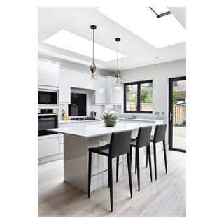 Kitchen - Contemporary - Kitchen - London - by JNJ Building Services ...