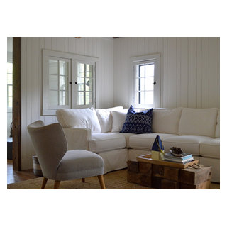 Lake Cottage - Beach Style - Living Room - Grand Rapids - by Beth Graff ...