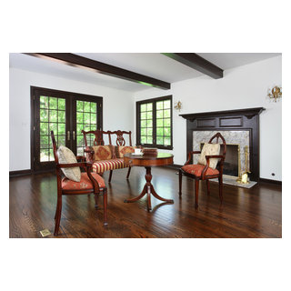 Living Room Addition in Tudor Style Home - Clásico - Salón - Chicago ...