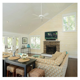 Living room with wood slants to the slanted ceiling - Beach Style ...