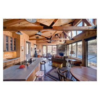 Maupin Cabin - Rustic - Living Room - Portland - by Rick Keating ...