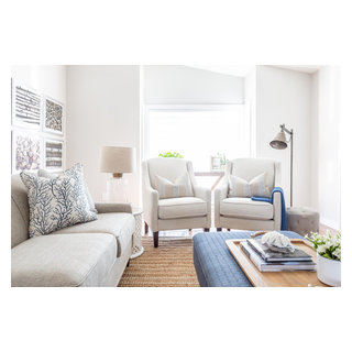 Maximizing a small living space - Traditional - Living Room - Montreal ...