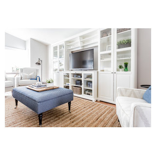 Maximizing a small living space - Traditional - Living Room - Montreal ...