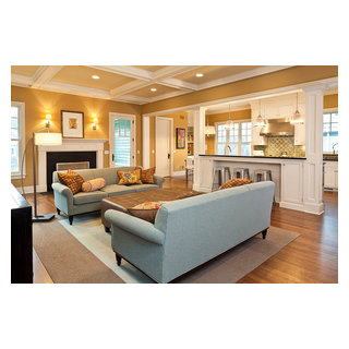 Midwestern Traditional Living Room - Traditional - Living Room ...
