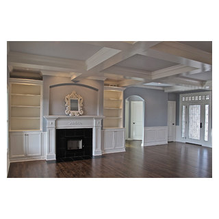 Million Dollar Look in 2,400 sf - Traditional - Living Room - Milwaukee ...
