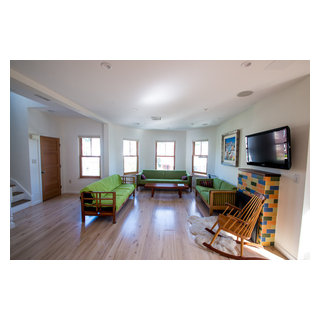 Modern in New England - Modern - Living Room - Boston - by S&A Fresh ...