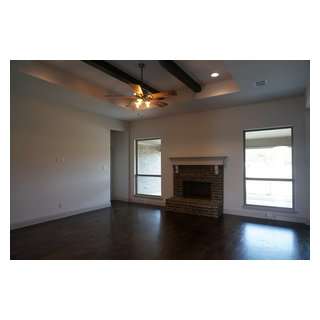 Morgan Manor-Custom - Transitional - Living Room - Dallas - by McBee ...