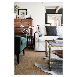 Oak Reno - Farmhouse - Living Room - Chicago - by User | Houzz