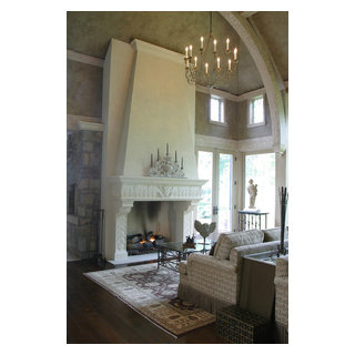 Oakland - Traditional - Living Room - Detroit - by Colleen Farrell ...