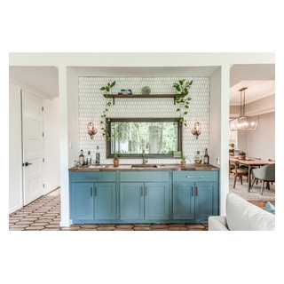On tha Bayou - French Country - Living Room - Houston - by Steven Allen ...