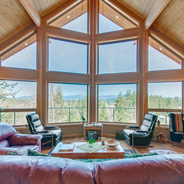 Prow Windows - Photos & Ideas | Houzz