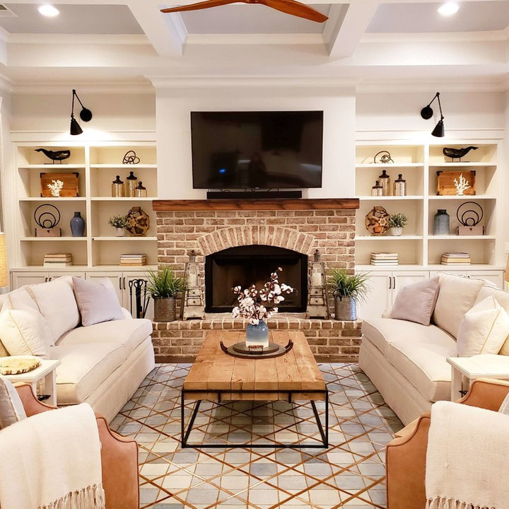 Coastal Farmhouse - Photos & Ideas | Houzz