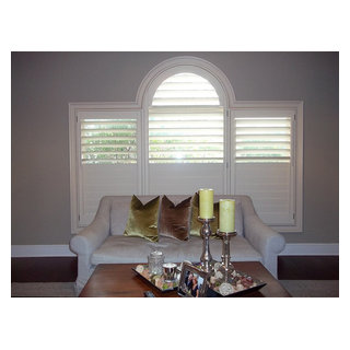 San Antonio Triple Window with Center Arch - Traditional - Living Room ...