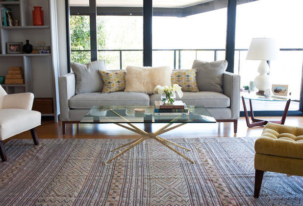 The Beauty of Contrast: Traditional Rugs in Contemporary Spaces