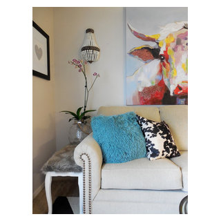 Small Living Room - Living Room - New Orleans - by Whitney J Decor | Houzz