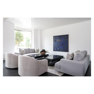 Sophisticated–Yet Alluringly Casual–in Oklahoma - Contemporary - Living ...