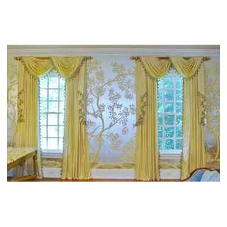 Swags and Tails - Traditional - Living Room - New York - by Thundersley ...