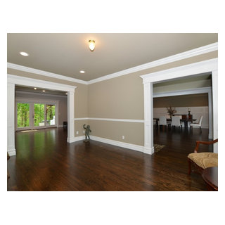 Thorman Lane - Traditional - Living Room - New York - by Paul Porco ...