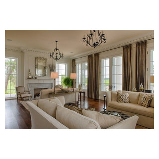 Traditional - Traditional - Living Room - Atlanta - by Angela Horne ...