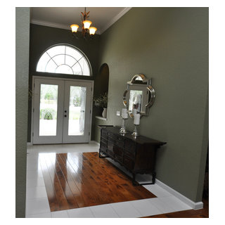 Traditional Living Room - Traditional - Living Room - Austin - by ...