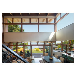 Uphill House - Rustic - Living Room - Seattle - by Coates Design ...