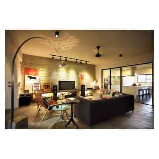 Walk-up Apartment in Chun Tin Neighbourhood - Eclectic - Living Room ...