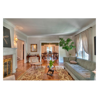 Warner Dr - Traditional - Living Room - Los Angeles - by Sergio Schwark ...