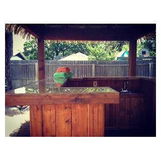 10' x 10' Thatch Cabana & Custom Tiki Bar - Traditional - Patio ...