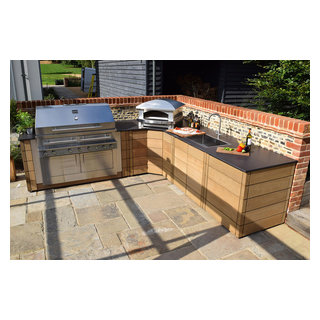 A la Carte Linear Outdoor Kitchen - Contemporary - Patio - Hampshire ...
