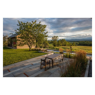 Addison Farmhouse - Farmhouse - Patio - Burlington - by Joan Heaton ...