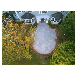 Belgium Block Curb , Bluestone Patio & Walkway - Traditional - Patio ...