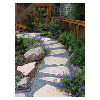 Berkeley Mediterranean Backyard Patio & Pathway - Mediterranean ...