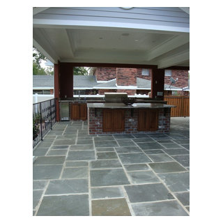 Bluestone Outdoor Kitchen - Classique - Terrasse et Patio - La Nouvelle ...