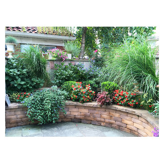 Brooklyn Garden with Retaining Walls, Outdoor Kitchen & Lush Plantings ...