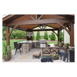 Cary outdoor living room - Traditional - Patio - Raleigh - by Down to ...