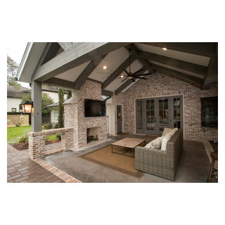 Chapel Bell - Traditional - Patio - Houston - by Cupic Custom Homes LLC ...