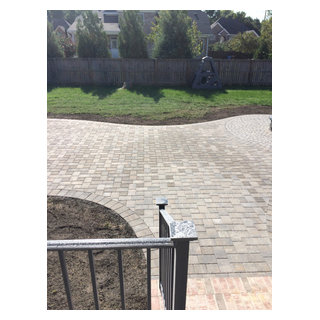 Curved Edge Patio with Fire Pit - Traditional - Patio - Other - by ...