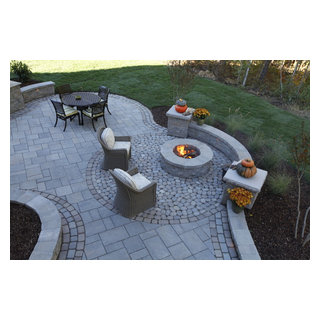 Curved to Perfection - Traditional - Patio - Richmond - by Outdoor ...